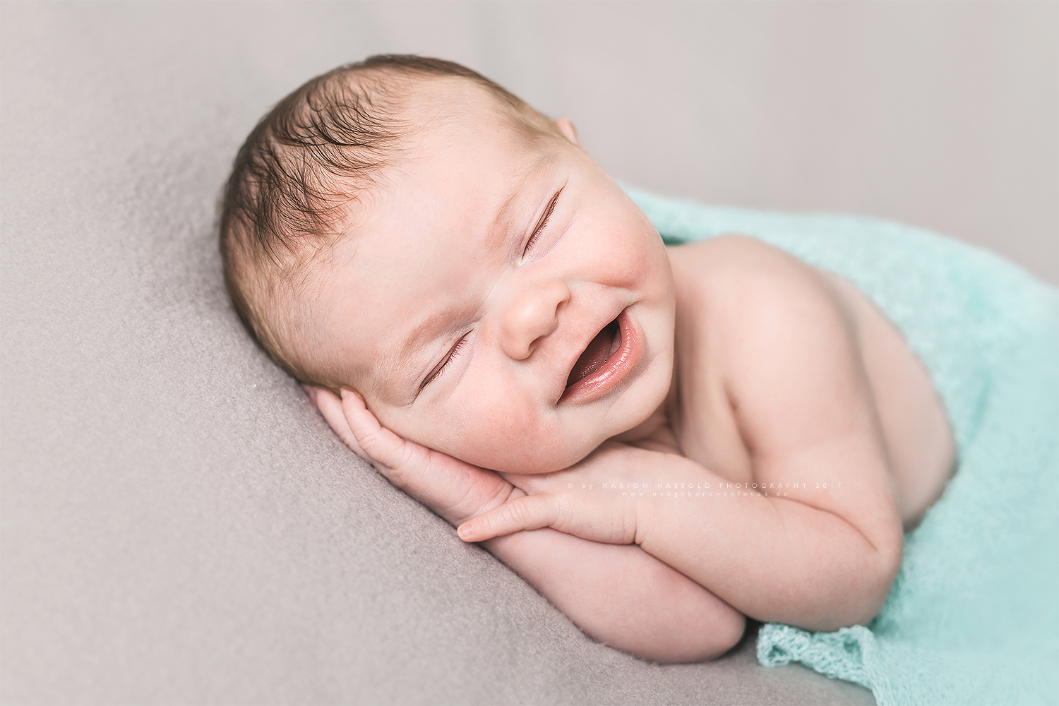 Was sollen wir anziehen? - Babybauch und Neugeborenenfotografie